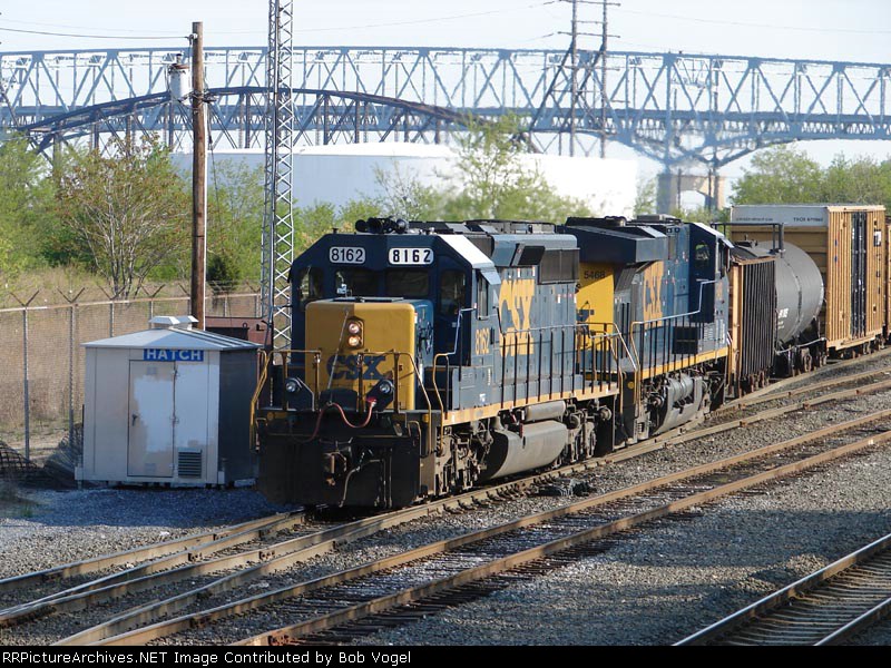CSX 8162